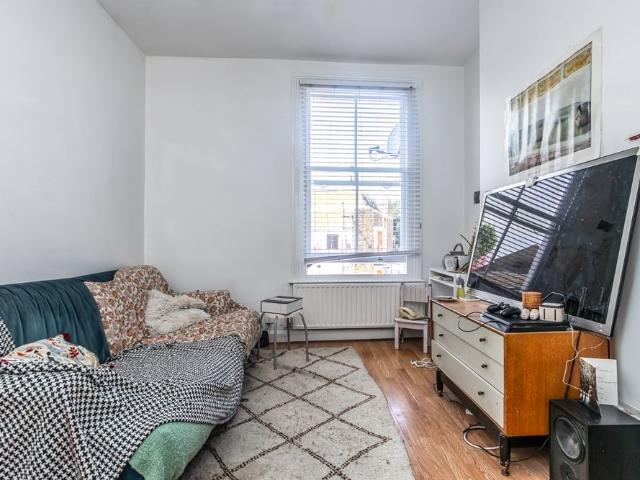 6 Bed Maisonette, Lower Clapton Road, E5