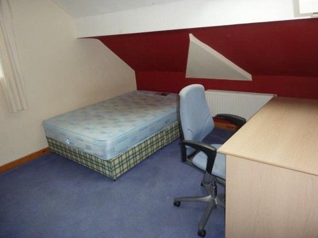 6 Bed Otley Road, Headingley, Ls6