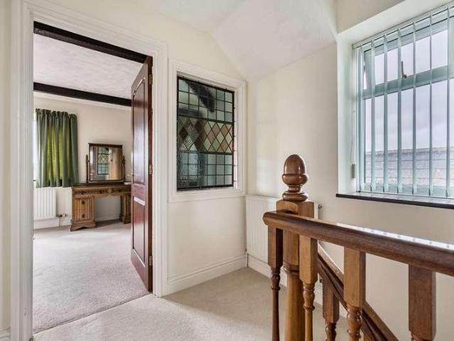 6 bed property for sale