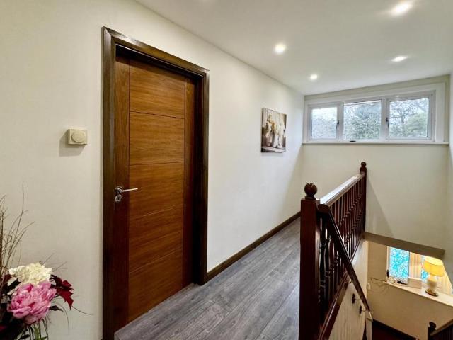 6 bed property for sale