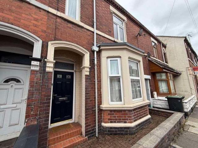 6 bed property for sale
