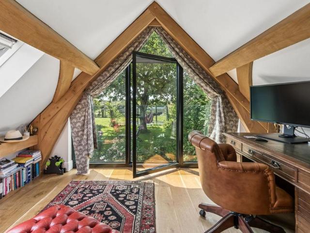 6 bed property for sale