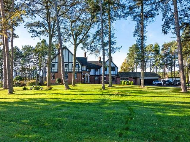 6 bed property for sale