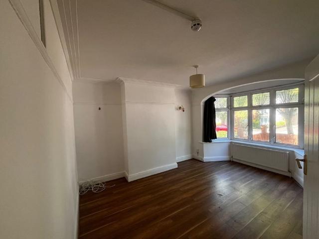 6 Bed Semi Detached House, Brunswick Road, W5