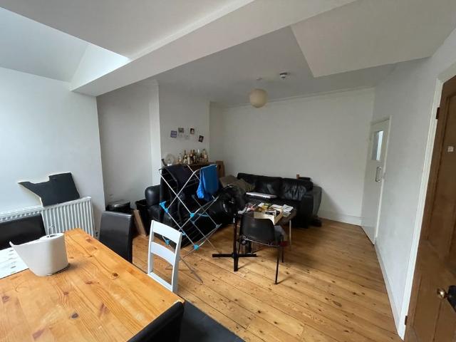 6 Bed Semi Detached House, Herbert Street, CB4