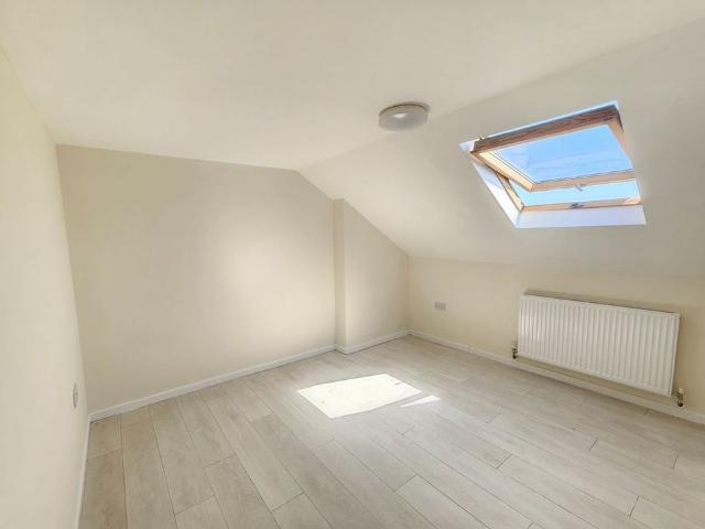 6 Bed Semi Detached House, Lansdowne Road, N17
