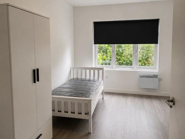 6 Bed Semi Detached House, Vaughan Road, HA1
