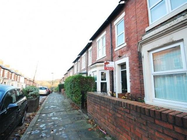 6 Bed Springbank Road, Sandyford