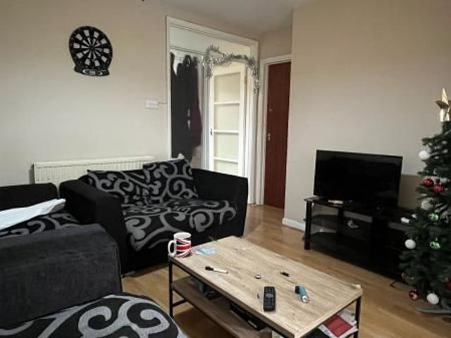 6 Bed Student Home 32 Kemsing Gardens