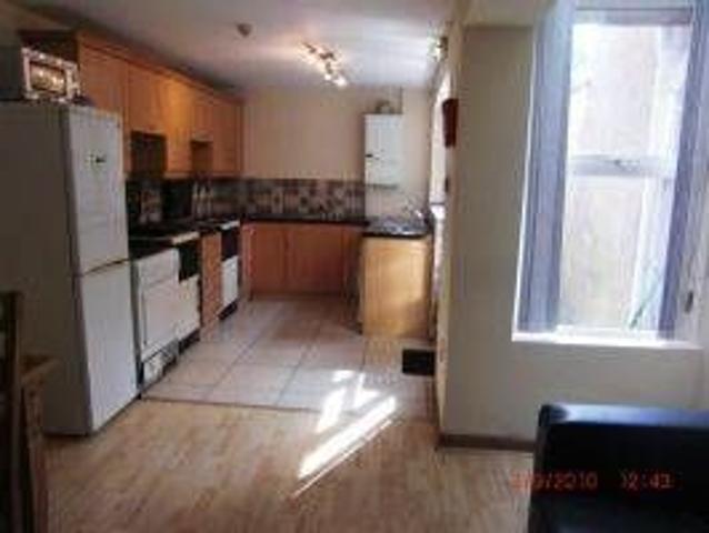 6 Bed Student House in Belfast Stranmillis