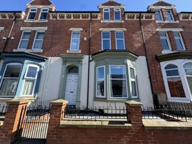 6 Bedroom