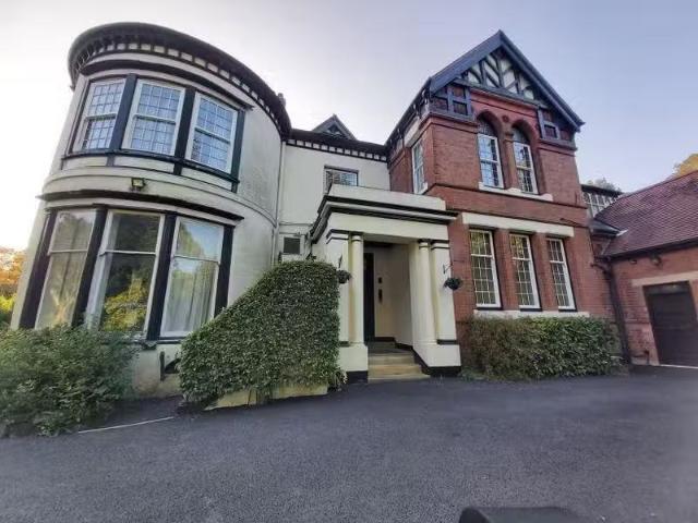 6 bedroom cottage for rent in Main Residence GF, B17