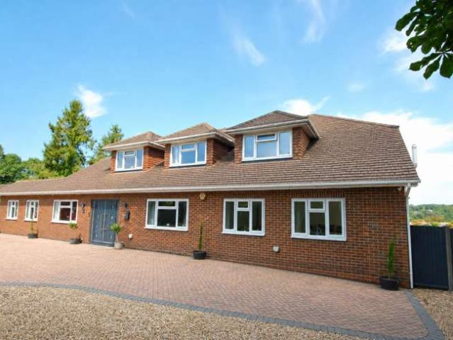 6 Bedroom Country House Character Property