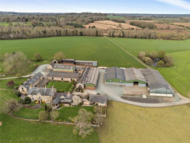 6 bedroom country house for sale