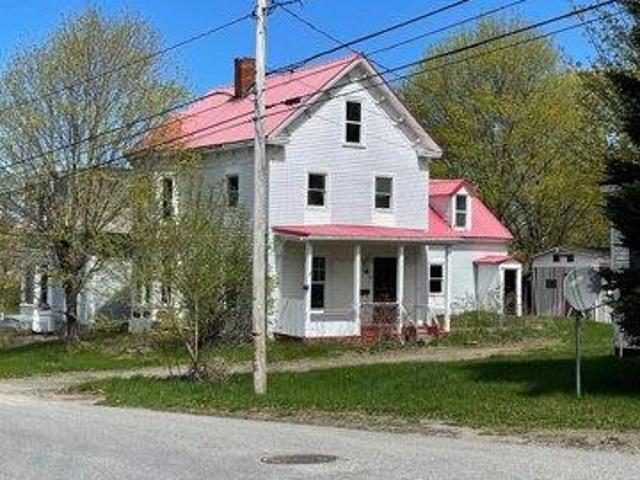 6 bedroom, Calais ME 04619 103071019