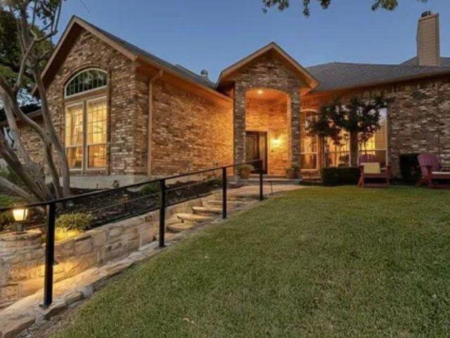 6 bedroom, Carrollton TX 75007 100973090