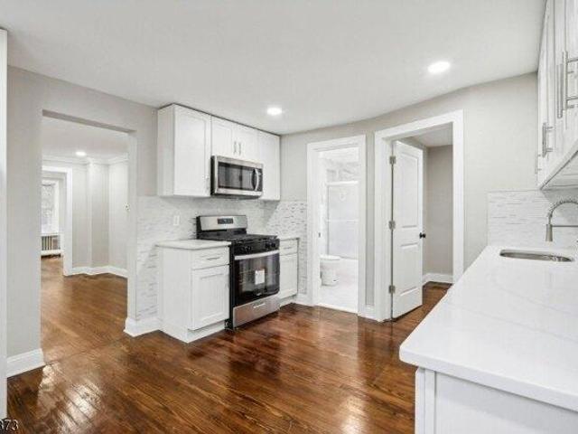 6 bedroom, Carteret NJ 07008 LS102284071
