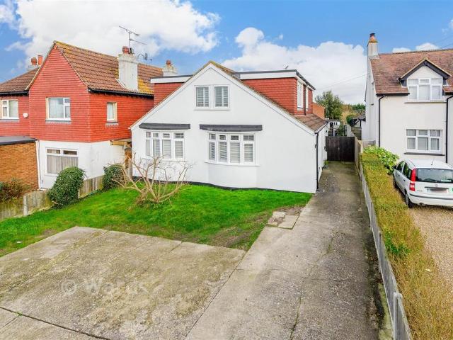 6 bedroom chalet for sale