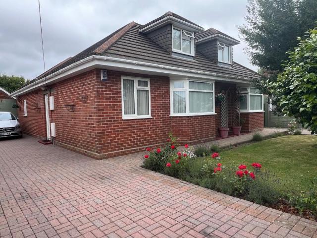 6 bedroom chalet for sale
