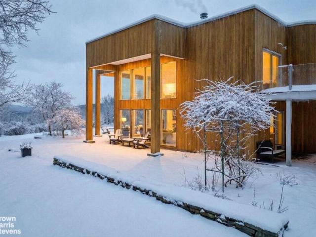 6 bedroom, Chatham NY LS102244107
