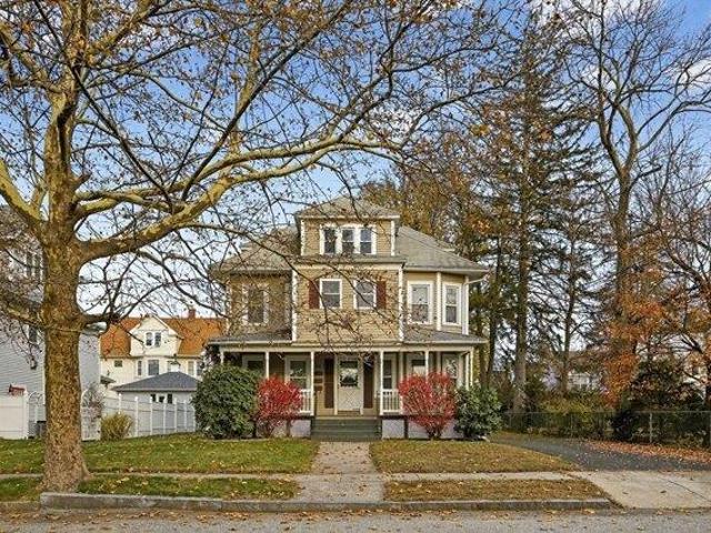 6 bedroom, Chicopee MA 01020 102635416