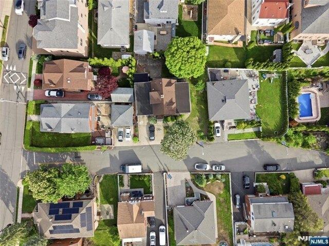6 bedroom, Cliffside Park NJ 07010 105126681