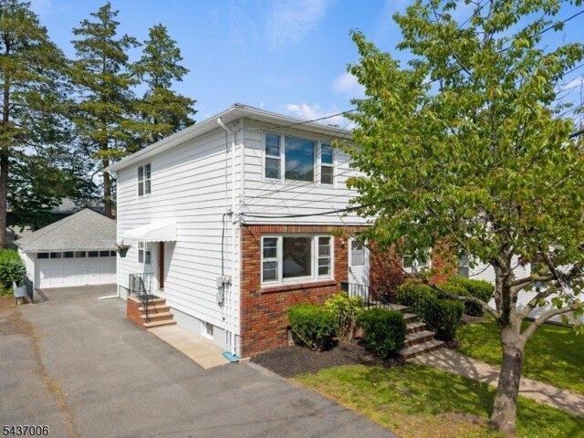 6 bedroom, Clifton NJ 07014 104691001