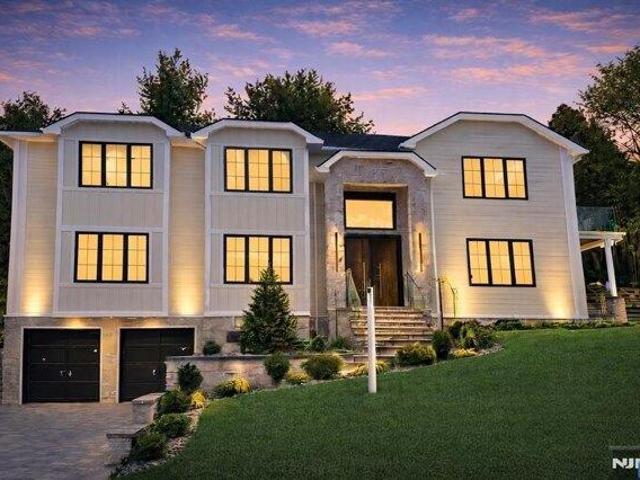 6 bedroom, Closter NJ 07624 102257128