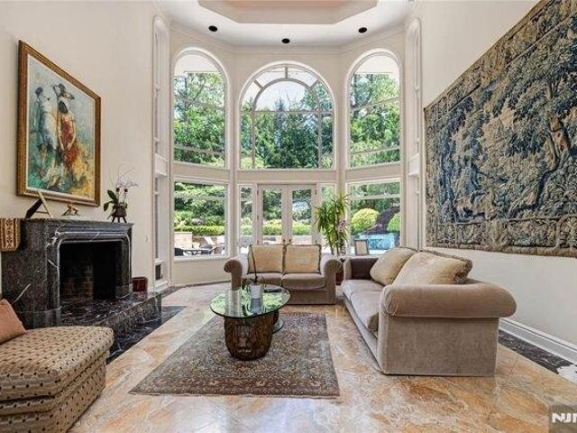 6 bedroom, Cresskill NJ 07626 102281182