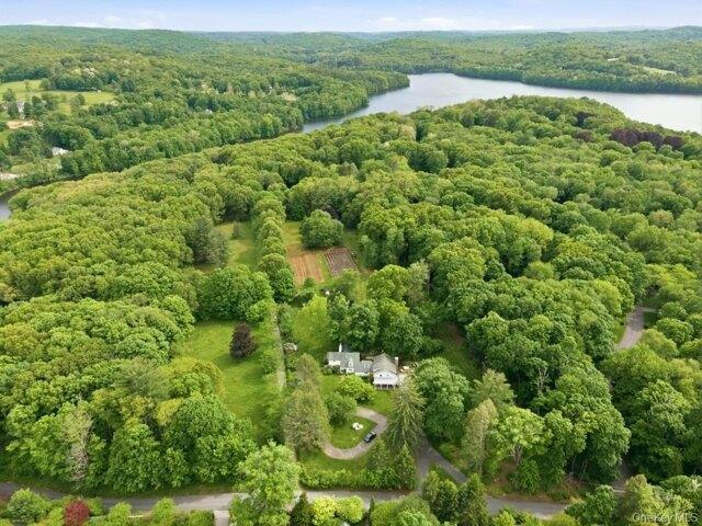 6 bedroom, Cross River NY 10518 103627159