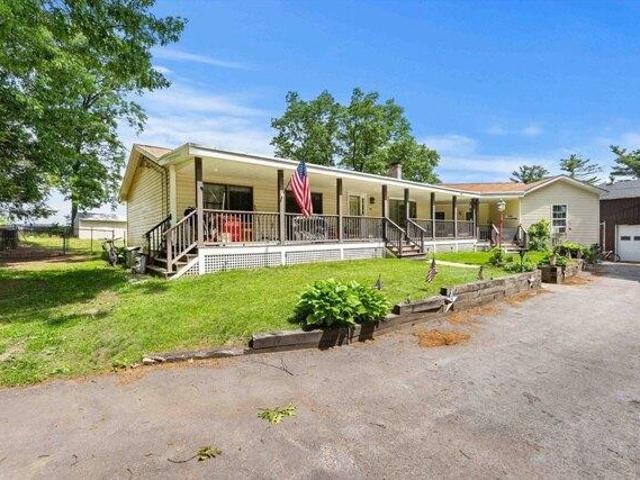 6 bedroom, Amesbury MA 01913 104832488
