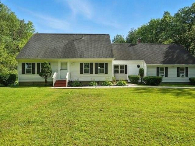 6 bedroom, Amherst MA 01002 103036653