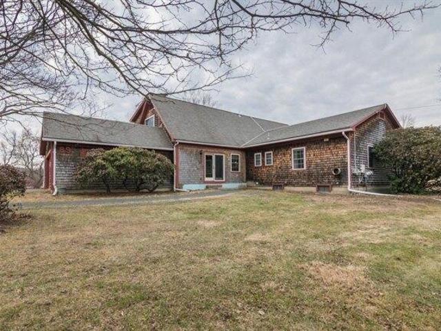 6 bedroom, Amherst MA 01002 104514112