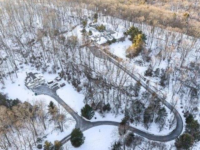 6 bedroom, Andover NJ 07860 LS102565356