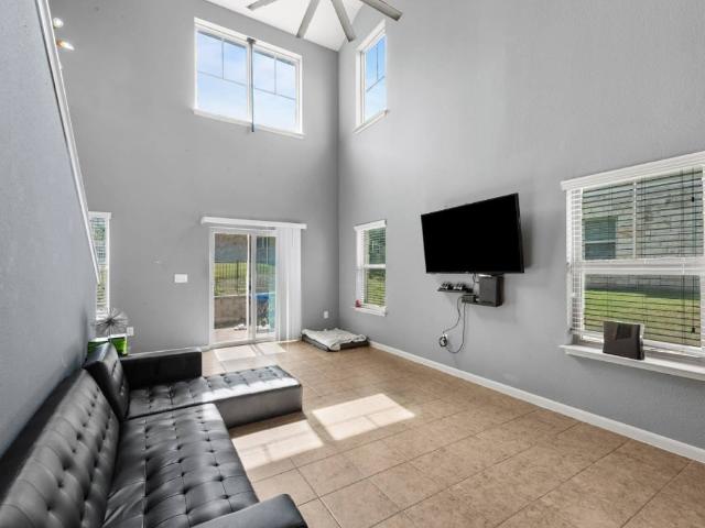 6 Bedroom Apartment for Rent at Hollow Trail Ct & S Crossing Dr #2B, Round Rock, TX 78664 South Creek