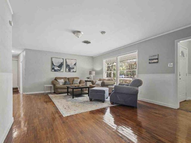 6 Bedroom Apartment for Rent at Vinewood St & Weiler Blvd #1G, Fort Worth, TX 76112 Central Meadowbrook