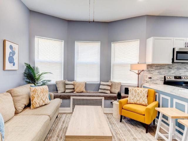 6 Bedroom Apartment for Rent at W New York St & Evans St #2A, Indianapolis, IN 46222 Near Westside