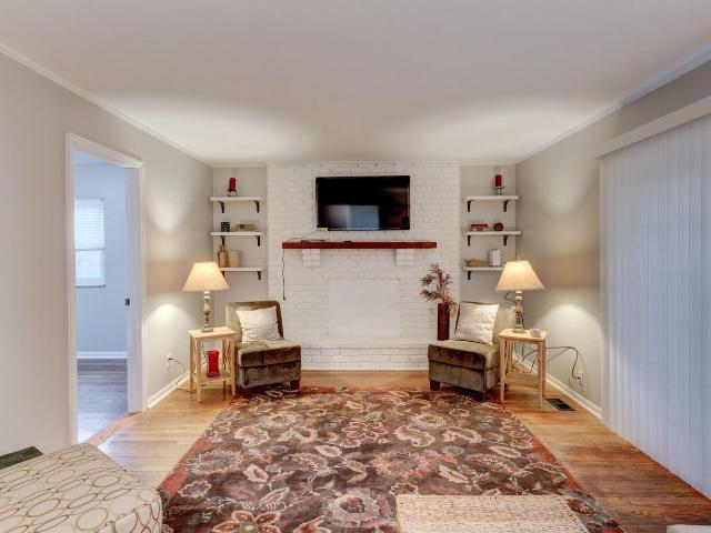 6 Bedroom Apartment for Rent at Wallingwood Dr & Kimberly Dr #2D, Indianapolis, IN 46256 I69 Fall Creek