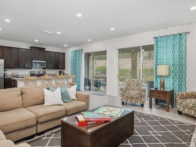 6 Bedroom Apartment for Rent at 300 Pendant Ct #1564822P, Kissimmee, FL 34747