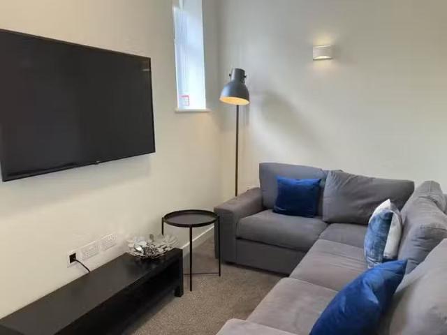 6 bedroom apartment for rent in Burscough Street,,, L39
