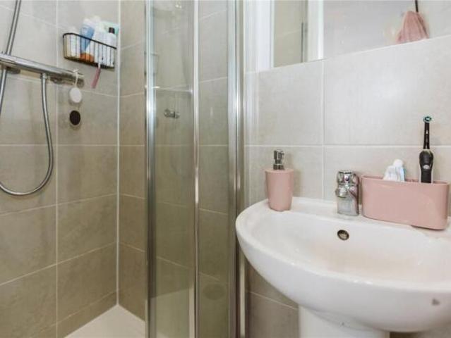 6 bedroom apartment for rent in Bishopthorpe Road, Bristol, BS10