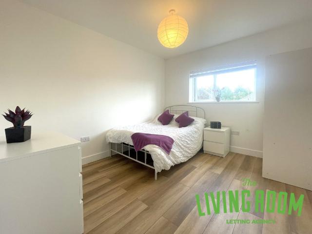 6 bedroom apartment for rent in Cardiff