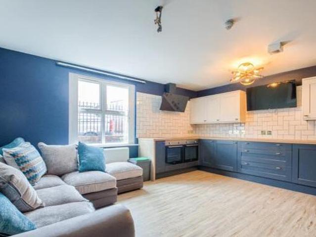 6 Bedroom Apartment For Rent In Coventry, West Midlands