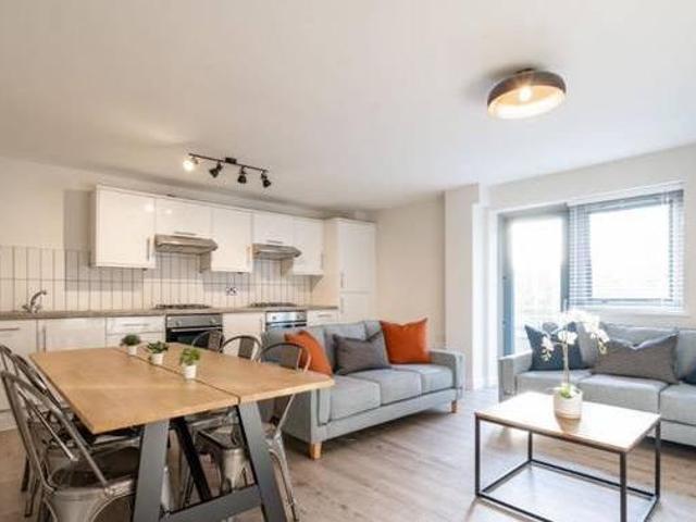 6 bedroom apartment for rent in Falconar Street City Centre NE2