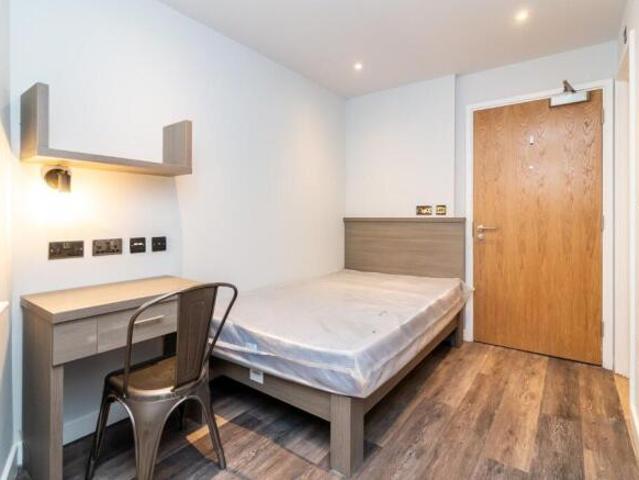 6 bedroom apartment for rent in Howard Street, Nottingham, NG1