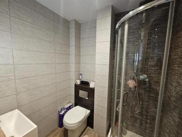 6 bedroom apartment for rent in Stanford Street, Nottingham, NG1