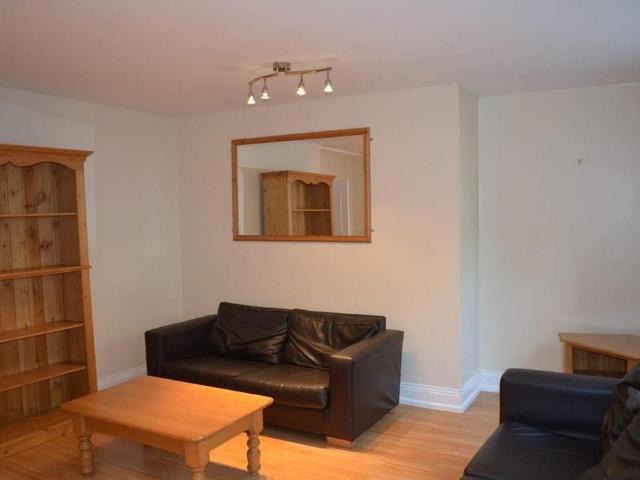 6 bedroom apartment to rent