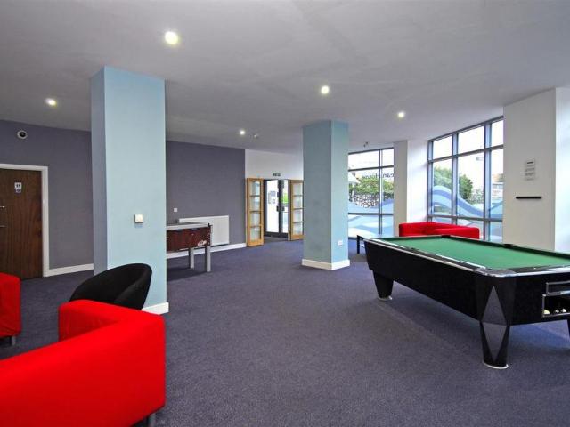 6 bedroom apartment to rent