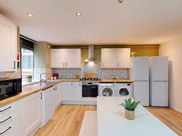6 Bedroom Apartment To Rent In A, Gordon House, Cranmer Street, NG3