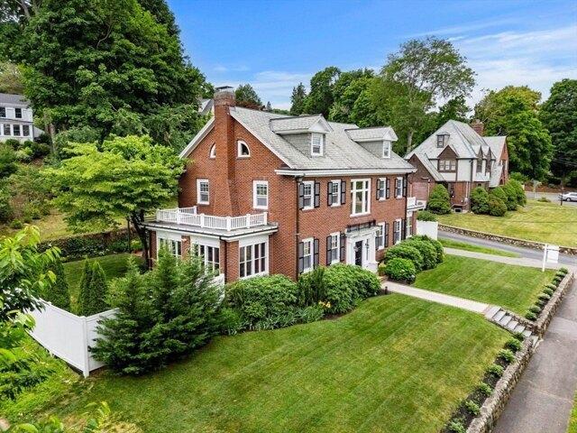 6 bedroom, Arlington MA 02474 104187734